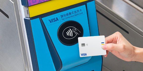 MTR > Tap to ride with Visa!
