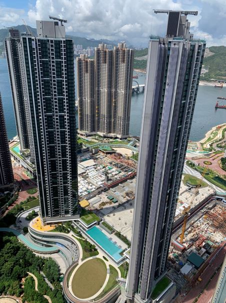 MTR > LOHAS Park Station